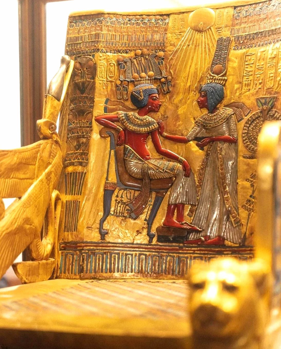 El trono del rey Tutankamón se conserva en el Museo Egipcio de El Cairo ...