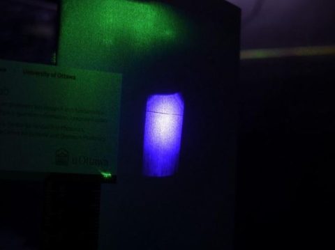 Científicos consiguen que un rayo láser proyecte su propia sombra por ...